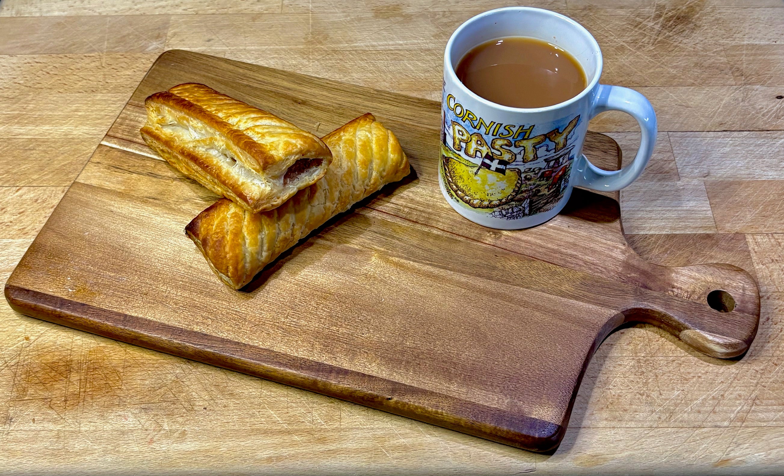 12 Handmade Frozen Cornish Sausage Rolls by post – boscastle pasties